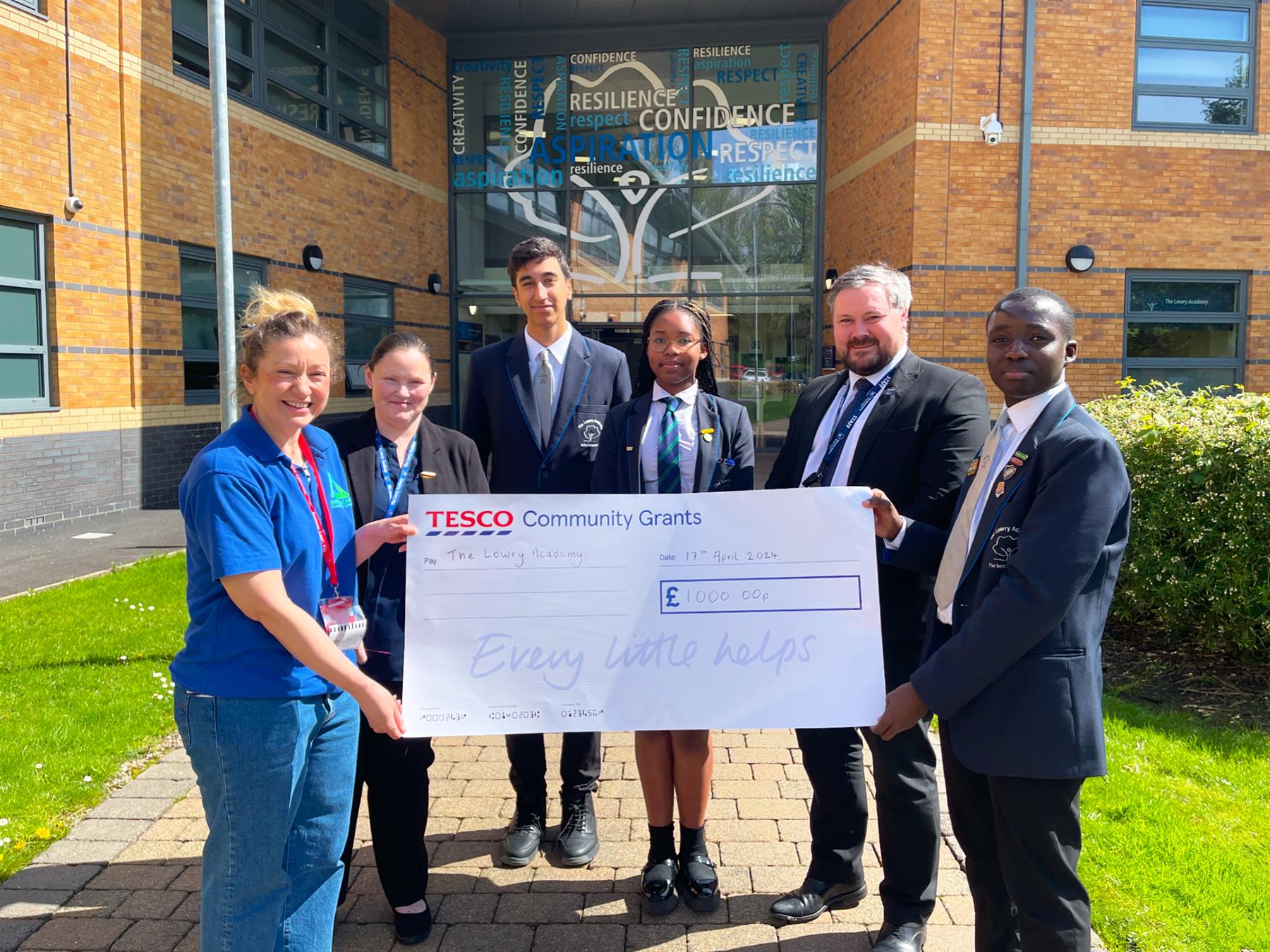 5/14/2024 - Community Events and Fundraising Group bags £1000 from ...